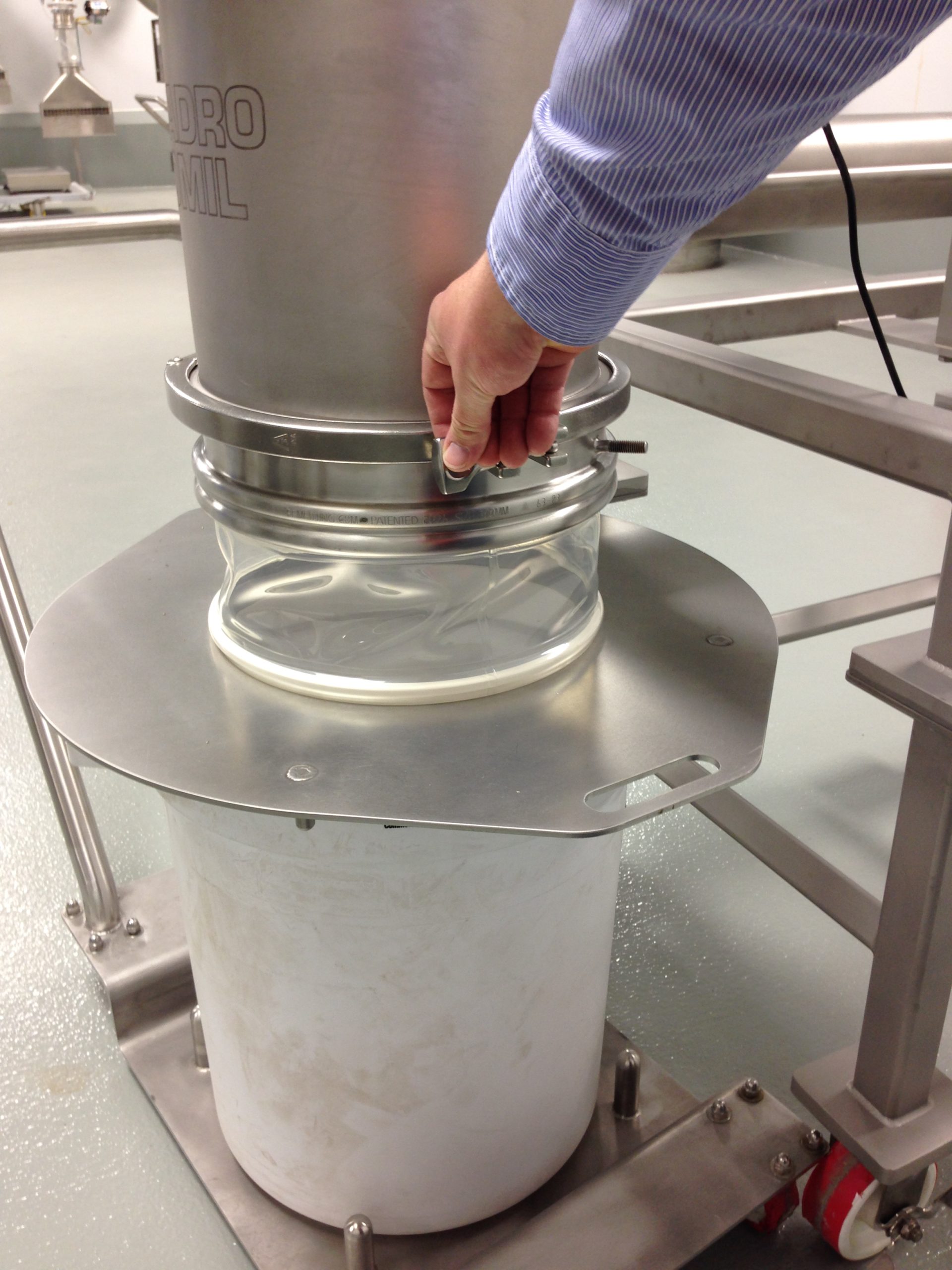 BFM fittings on Containers | Powder-Solutions, Inc.